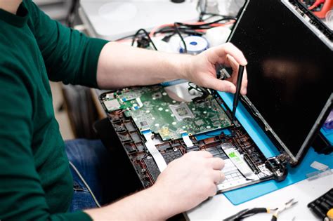 Apple Finally Allows You To Repair Your Own Macbook Digital Trends