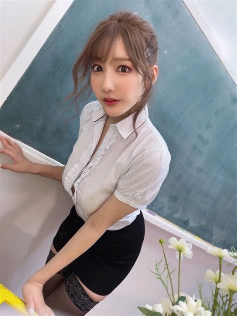 최근 성형 성공한 신인 Av배우if 인물갤 코리언즈 커뮤니티