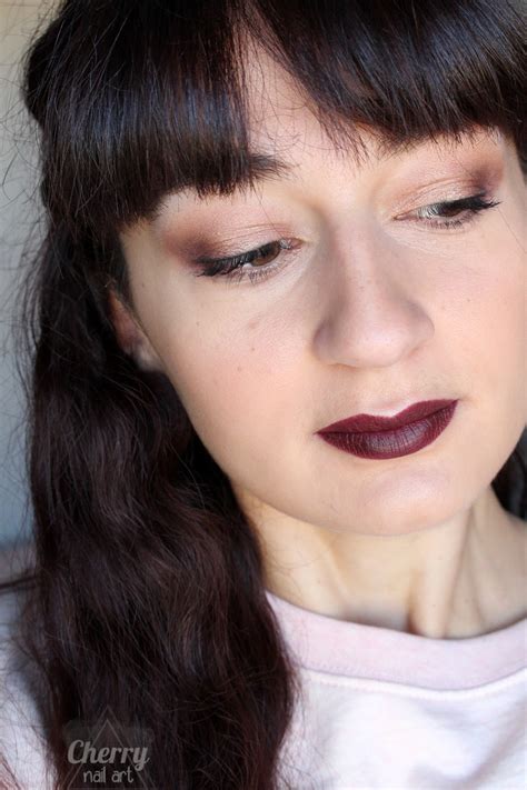 Lavis De Cherry Blog Mode Beaut Lifestyle Palette Idc Naked Nude