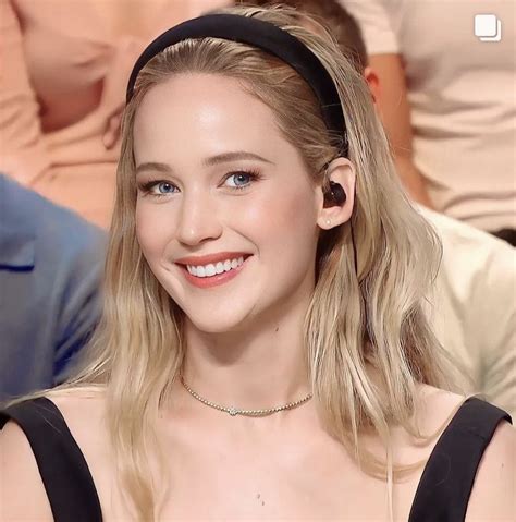 Pin By Aram Lee On 유명 인사 Soft Makeup Looks Jennifer Lawrence Hair