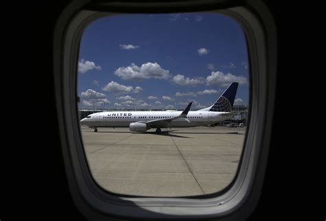 Several Women Say Airlines Dont Take Their Complaints About Men Masturbating Next To Them Seriously