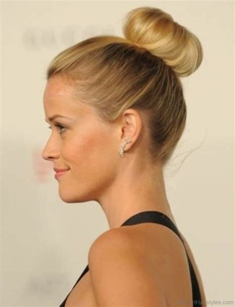 70 Graceful Bun Hairstyles For Cute Women