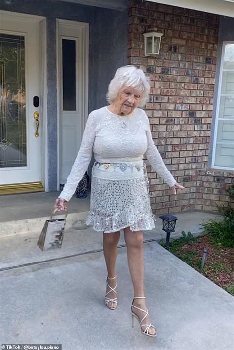 Im A 91 Year Old Glamour Queen I Still Get Dressed Up In Mini Skirts And Heels Daily Mail