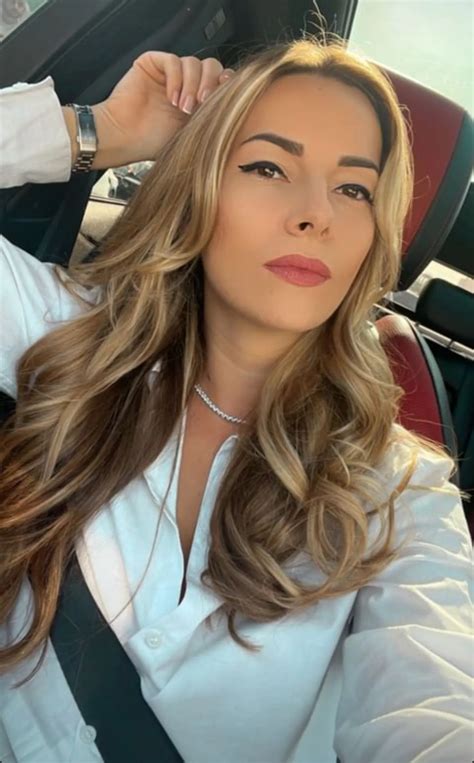 Sanjaaaa Serbian Throphy Living A Dubai Bling Lifestyle Nudes