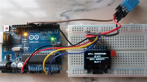 Arduino With SSD1306 OLED And DHT11 DHT22 Sensor