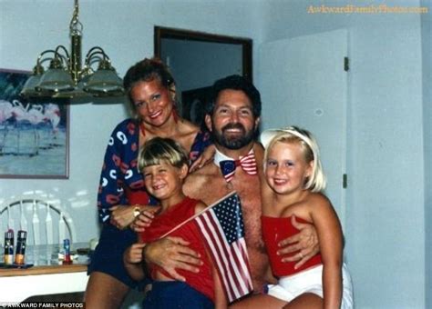Naked Mom Daughter Fail Nude