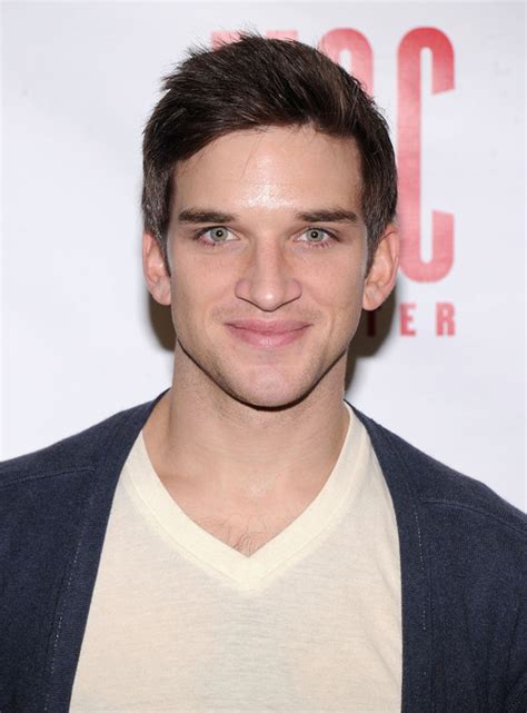 OMG He S Naked Evan Jonigkeit S Butt On GIRLS OMG BLOG