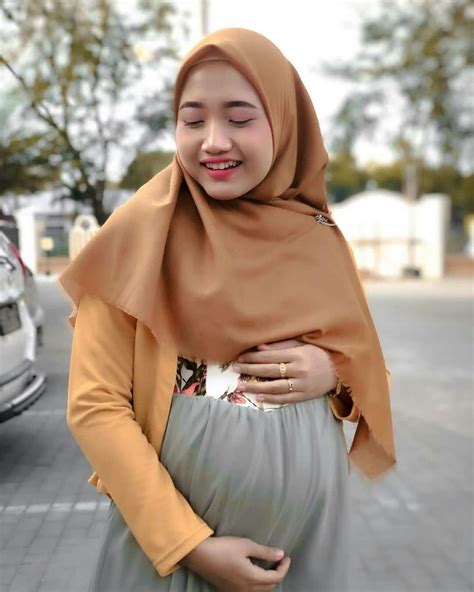 Arabian Beauty Women Bikins Hijab Fashion Wallpaper Emoji Bangs Pregnant Bellies Maternity