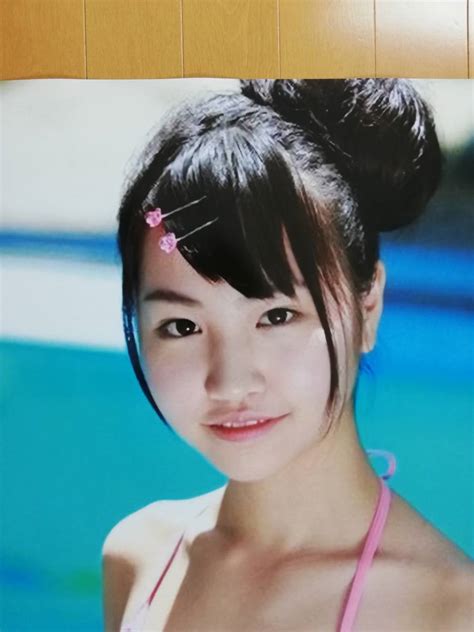 新品 紙製 ポスター ほぼ 等身大 高岡 未来 サイズ 80 x 118 cm ジュニア アイドル 希少 レア 写真