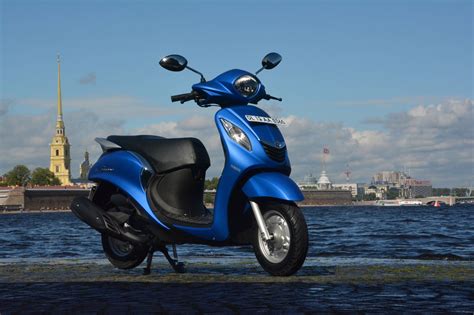 Vespa Yamaha Scooter Scooters Zones