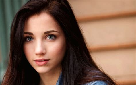 Create Meme Cute Girl Emily Rudd Hair Brunettes With Blue Eyes Pictures Meme