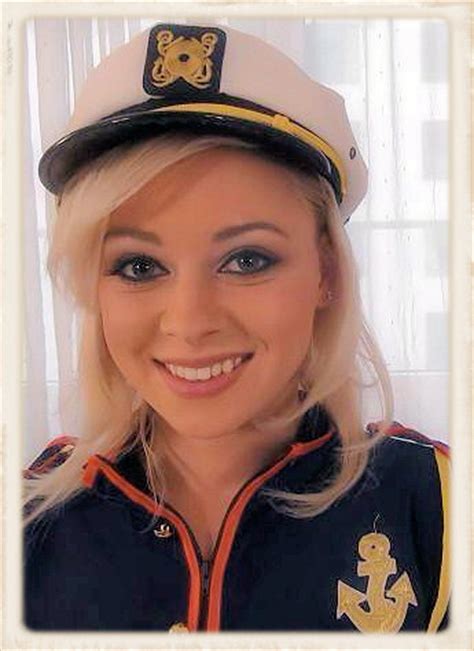 Naomi Nevena Solo For Czech VR Pictures And Review