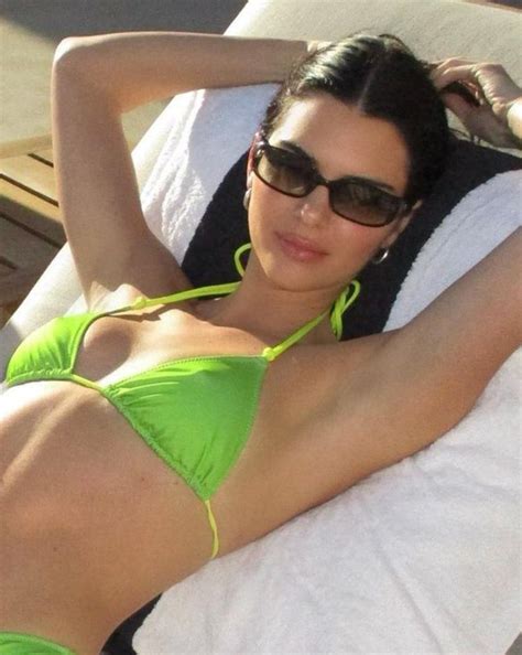 Armpit Mania On Twitter Kendall Jenner Kendalljenner Bollywood