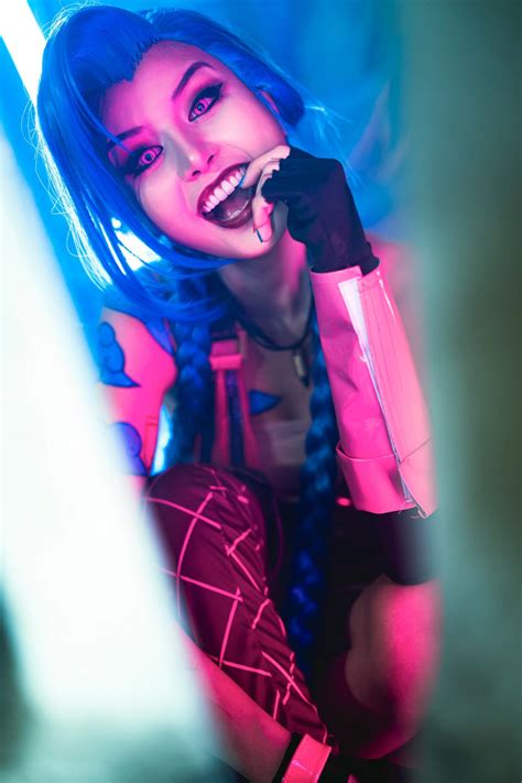 This Insane Jinx Cosplay By Charess Brings Arcane To Life Inven Global