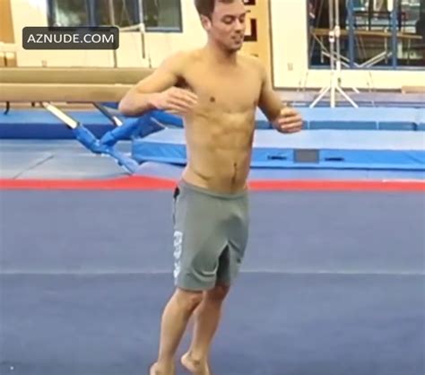 Tom Daley Nude And Sexy Photo Collection AZMen