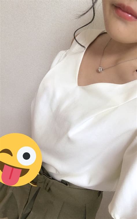 現役JK18歳が若くて張りのある生おっぱい丸出しの全裸ヌード鏡撮り erohadakawork