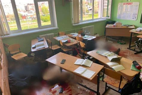 Школьница Разделась В Своей Комнате 24 Фото Telegraph