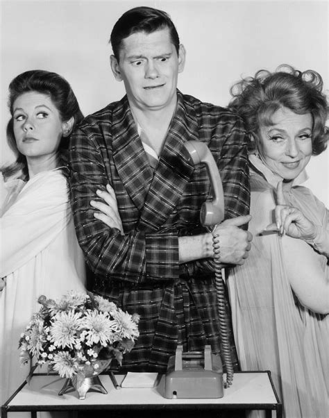 Bewitched Elizabeth Montgomery Bewitched Elizabeth Montgomery Agnes Moorehead