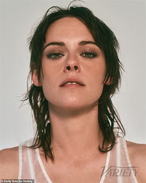 Kristen Stewart Reveals Sex Scenes In New Thriller Will Shock People Newsfinale