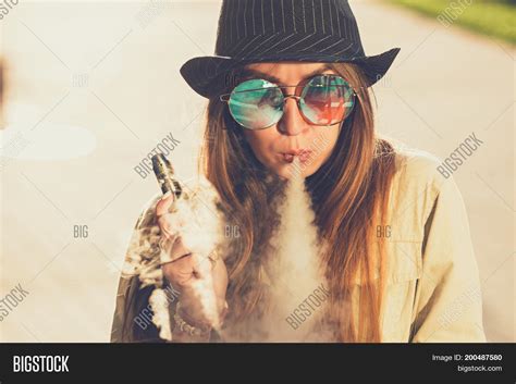 Pretty Young Girl Vape Image And Photo Free Trial Bigstock