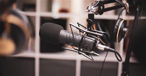 10 Best Microphones For Vocals In 2023