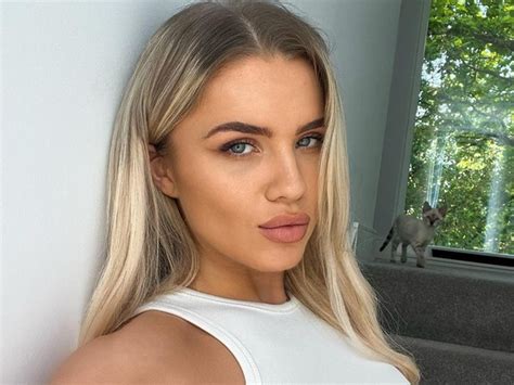 Onlyfans Star Who Flashed Breasts Banned From Boxing Final Toronto Sun