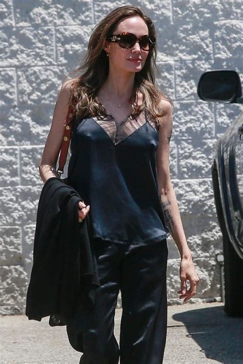 Angelina Jolie Tits Thefappening