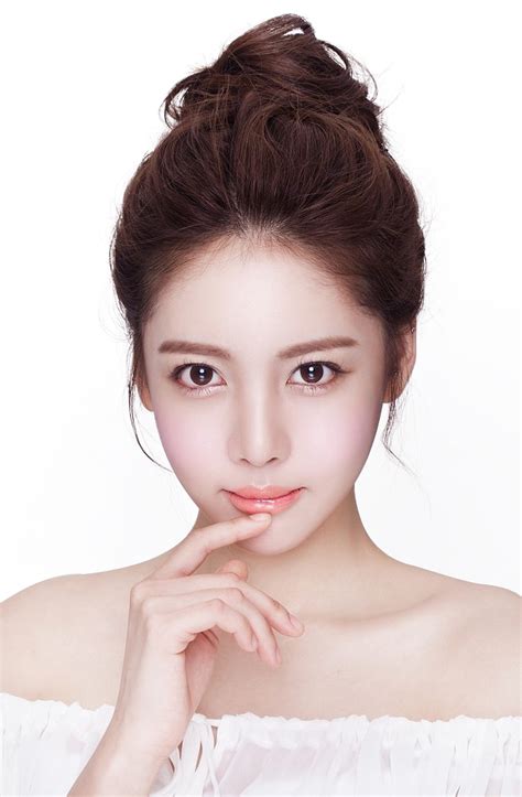 模特 PNG 医疗美容 整形模特 美容模特 眼妆 唇妆 口红 PNG