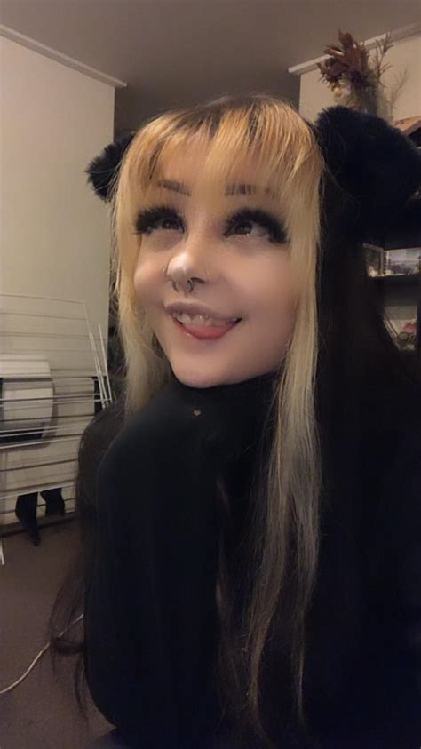 Too Cute To Not Cover In Cum 🥺 Scrolller