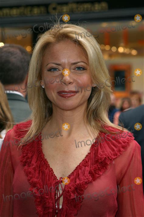 Faith Ford Pictures And Photos