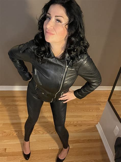 Milfprincessprettyfeet On Twitter The All Natural Sexy Mom Next Door Youve Always Wanted To