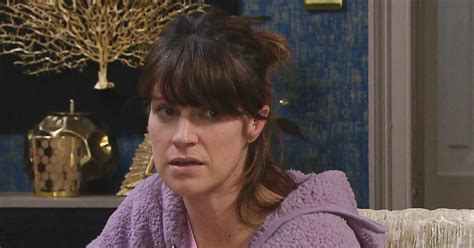 Itv Emmerdale Fans Puzzled Over Forgotten Past Storyline As Kerry Wyatt Returns To Dales