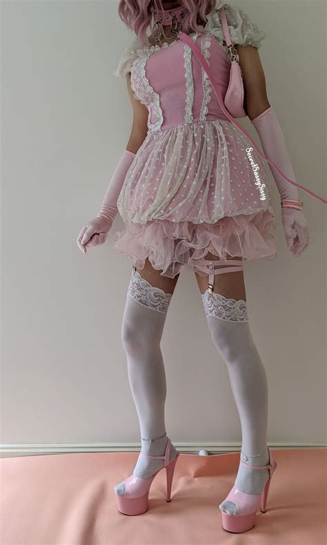 I Love Being A Frilly Ruffled Sissy Maid For People Who Love To Lead And Play Scrolller