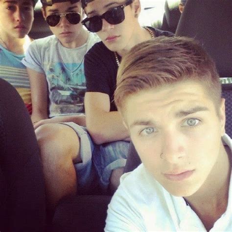 Aopolatoyfolcpcdwck0albsl0ybfdgqcm2cby1vglexs900 C K C0x00ffffff No Rj