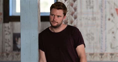 Midsommar Movie Why Jack Reynor Went Fully Nude In Brutal Sex Scene Thrillist