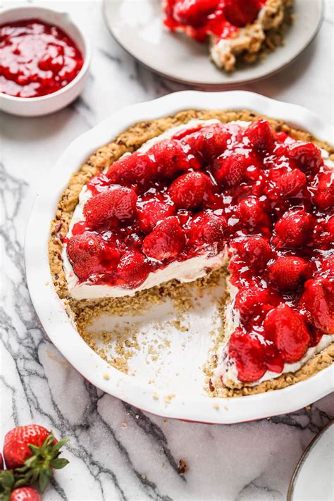 Strawberry Cream Pie