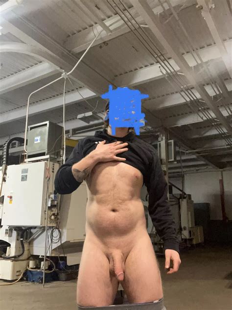 M 27 Naked At Work Nudes SEXPORNPICTURES