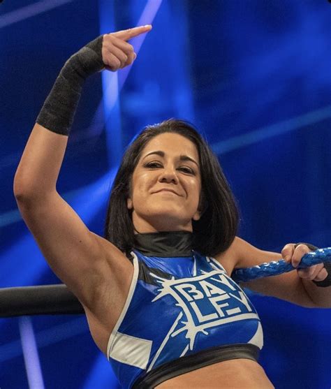 Bayley Wwe Female Wrestlers Wwe Girls Pamela Martinez