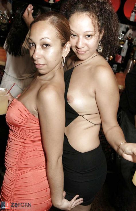 The Hottest Six Downblouse Down Half Top Nip Glide Nipple Glide Zb Porn