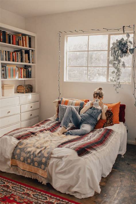 20 Pretty Dorm Room Ideas For Popular Girls Homemydesign