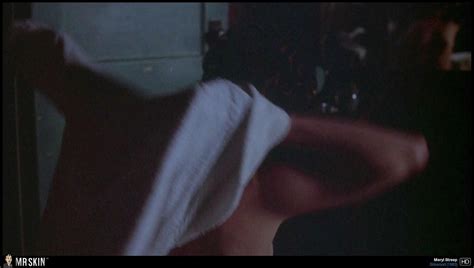 Tbt To Young Meryl Streep Showing Her Breasts