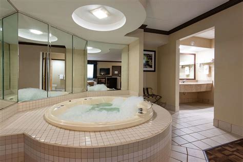 Hotel Near Me With Bath At Adrienne Kaiser Blog