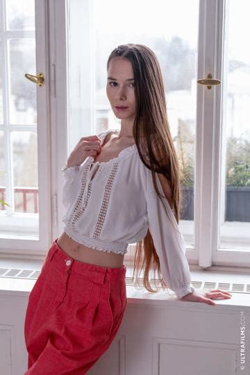 Leona Mia In Metart Set Red Lips Leona Mia