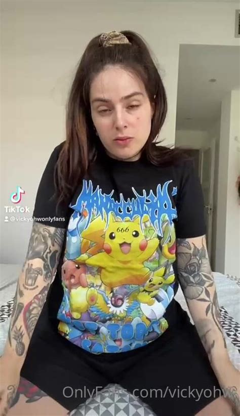 Vickyohw Vicky Ohw Aka Vickyohwlinks Onlyfans Leaks Vickyohw Big Boobs Nerdy Girl Porn 73