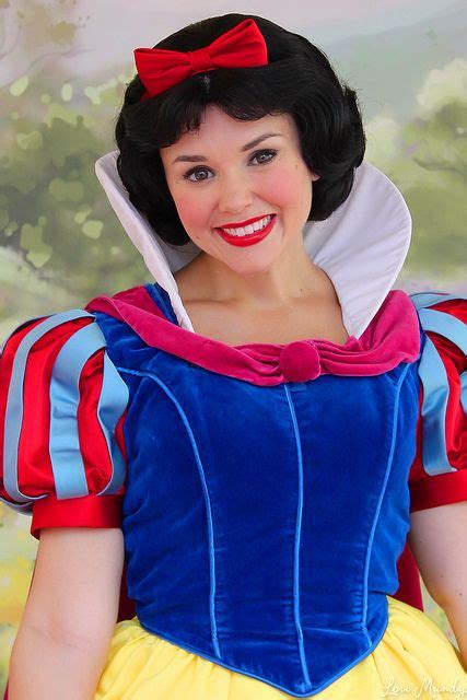 Snow White Disney Princesses And Princes