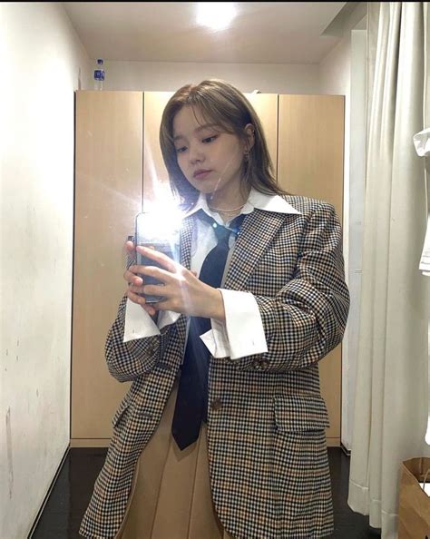 Rothy 강주희 에 있는 sing key님의 핀