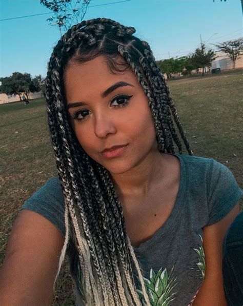 17 Beautiful Box Braids Hairstyles To Try The Glossychic Box Braids Styling Hollywood Party