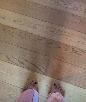 MALIKA AYANE Feet AZNudeFeet