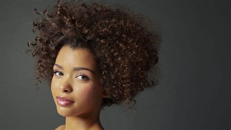 Black Curly Hair Girl In Ash Background Hd Black Girl Wallpapers Hd Wallpapers Id 62570