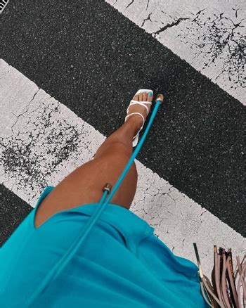 NAOMI J OGAWA Feet AZNudeFeet